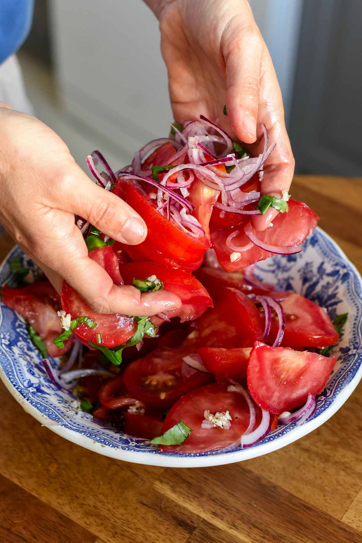 French Tomato Salad (Salade de Tomates) - Pardon Your French